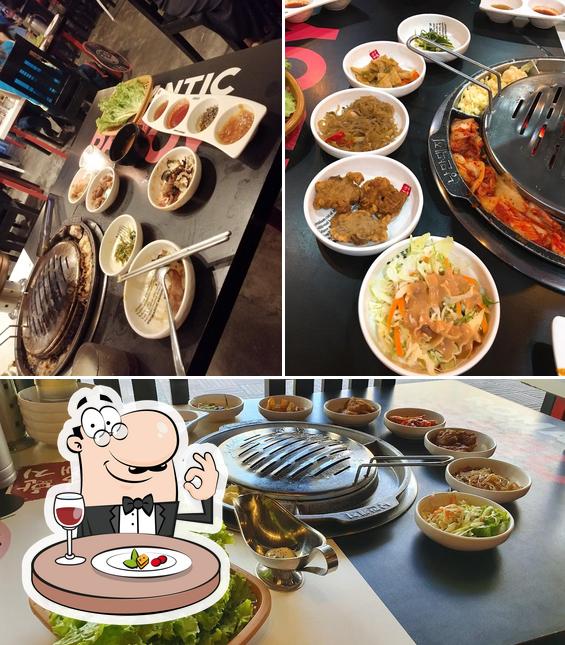 Romantic Baboy - Centris Walk restaurant, Quezon City - Restaurant reviews