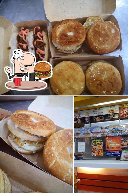 Minute Burger restaurant, Manila, Concha - Restaurant reviews