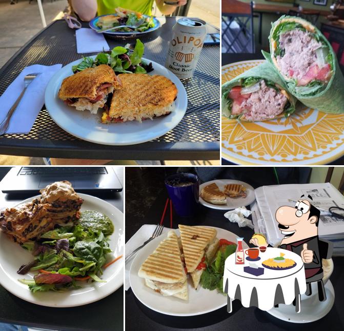 Zola's Cafe in Auburn - Restaurant menu and reviews