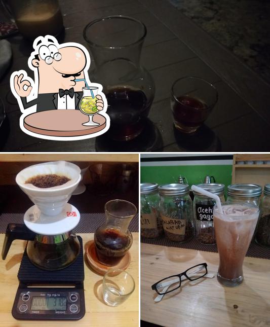 Goosebumps Burgerlab restaurant, Balikpapan, Jl. Indrakila - Restaurant ...