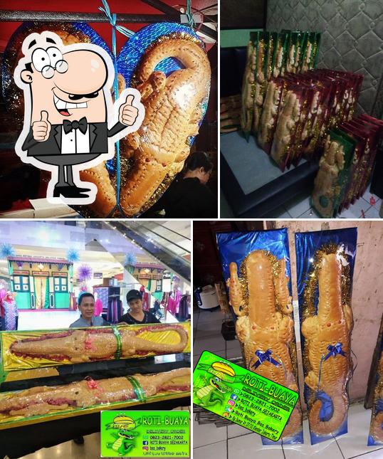Roti Buaya Bas Bakery, East Jakarta - Restaurant reviews