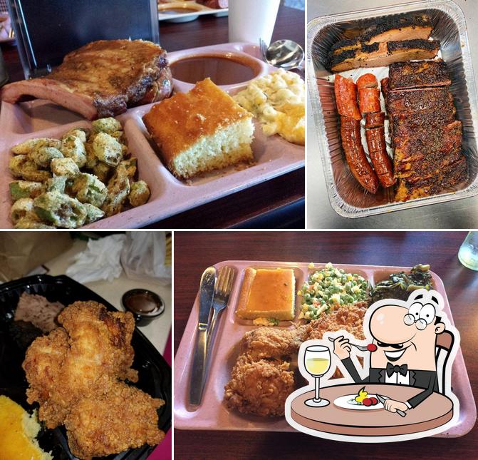 Slow Bone BBQ, Dallas - Carta del restaurante y opiniones