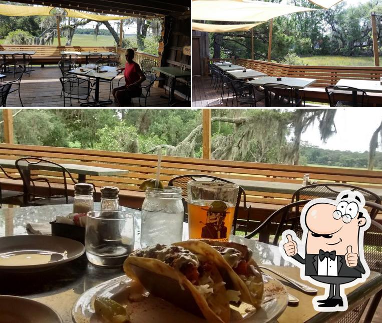 Foolish Frog in Saint Helena Island - Restaurant menu and reviews