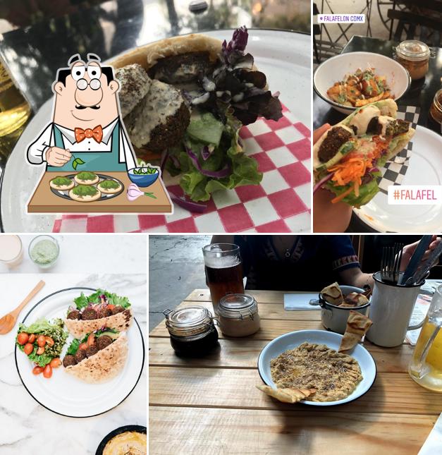 Falafelon, Ciudad de México, Sevilla (estación del Metro de Ciudad de ...