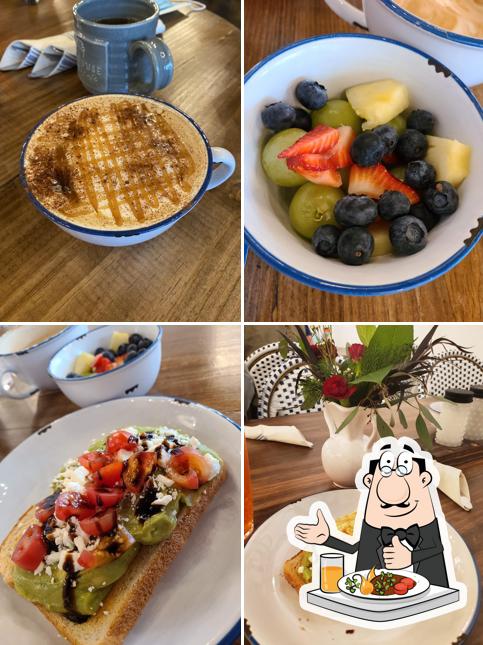 Blue House Bakery & Cafe in Bryant - Restaurant menu and reviews