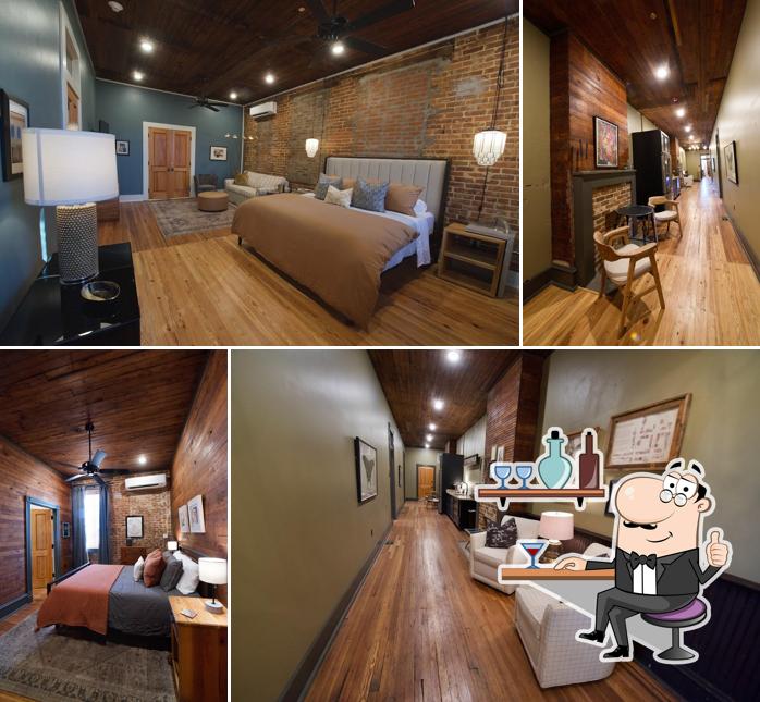 The Buzzard's Roost Inn, Laurel - Restaurant menu, prices and reviews