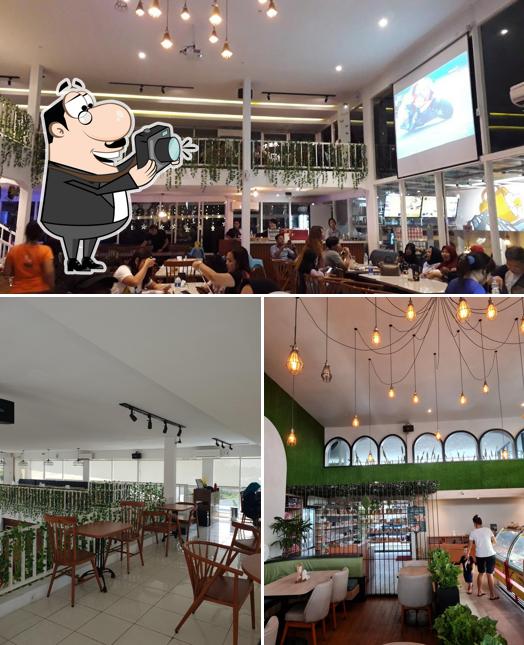 Kozy Cafe and Bistro, Semarang - Restaurant reviews