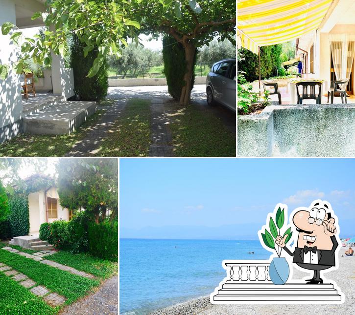 Villaggio Camping Castelvetere pub & bar, Caulonia Marina - Restaurant ...