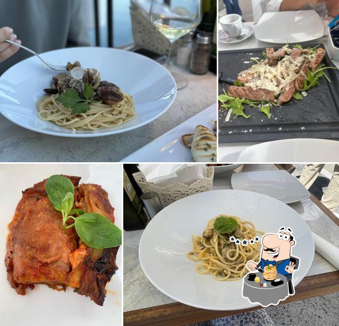 Li Galli bistrot pub & bar, Positano, Via Cristoforo Colombo ...