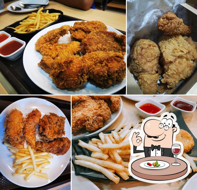 Brother Chicken restaurant, Bangkok, 297/2 Kosumruamjai Rd - Restaurant ...