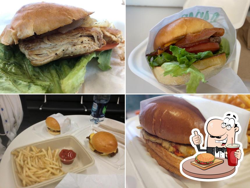 long Beach Burger Bar, Long Beach - Restaurant menu, prices and reviews