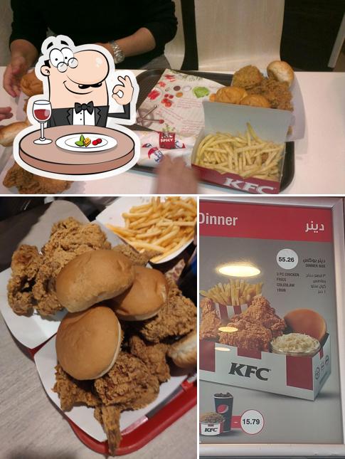 KFC restaurant, New Cairo City, 2C3C+7J2، شارع اخناتون، - Restaurant ...
