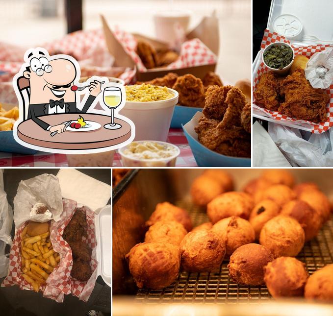 Charlie's Famous Fried Chicken in Los Angeles - Restaurant menu and reviews