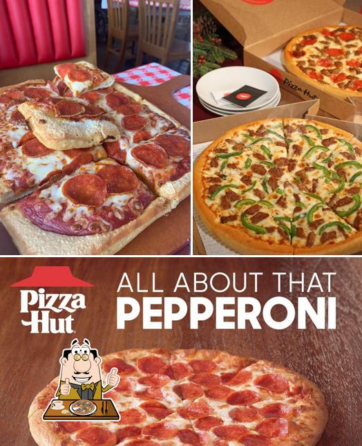 Pizza Hut in Carrizo Springs - Restaurant menu and reviews