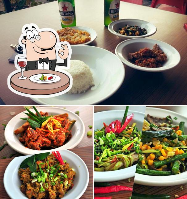 ROA Pantai Indah Kapuk Manadonese Food restaurant, Jakarta - Restaurant ...