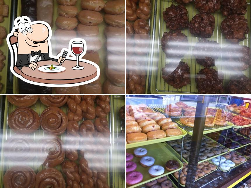 Queen Donut, Houston - Restaurant menu, prices and reviews