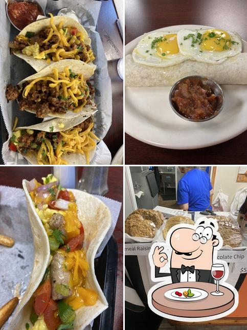 Strickland's in Seneca - Restaurant menu and reviews