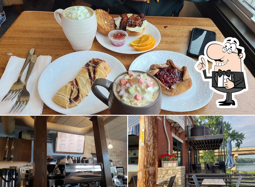 The River Coffee and Cream in Wrightstown - Restaurant reviews