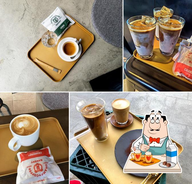 Café Champ Coffee 3rd Workroom, Seul - Opiniones del restaurante