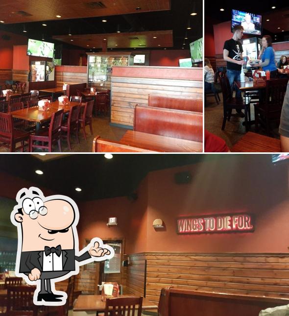 Legend Larry's, Sheboygan Falls - Restaurant menu, prices and reviews