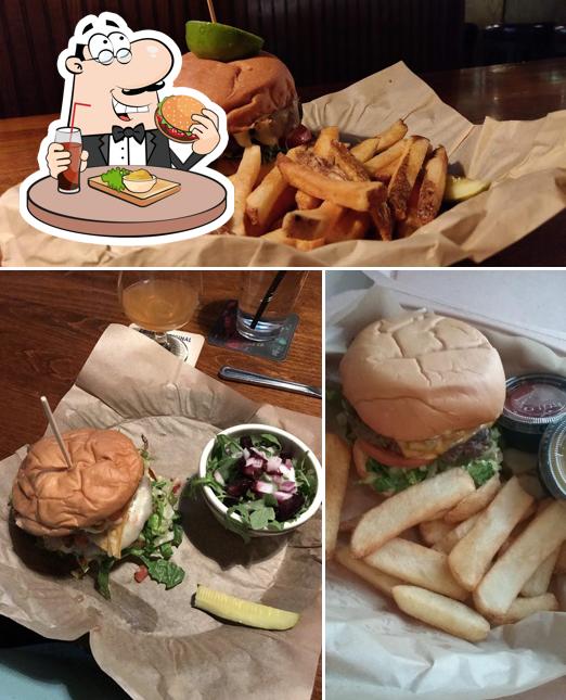 Crooked Pint Ale House in Minneapolis - Restaurant menu and reviews