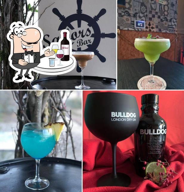 Sailors Bar, Lisbon, Cabo Ruivo - Restaurant menu, prices and reviews
