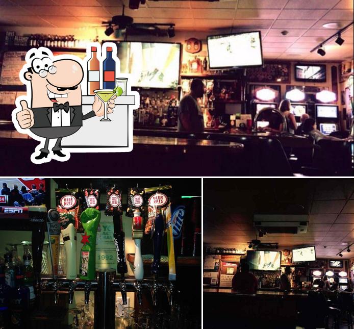 Walsh's Bar and Grill in Westmont - Restaurant reviews