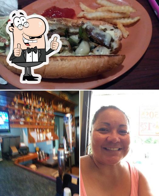 Wingbonz, 1027 Oakland Ave in Rock Hill - Restaurant menu and reviews