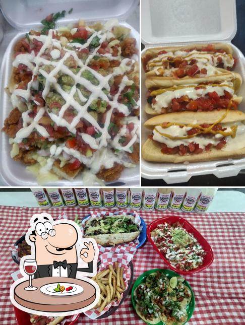 Restaurante La patrona Tacos torpedos snacks & beer, Villa de Álvarez ...