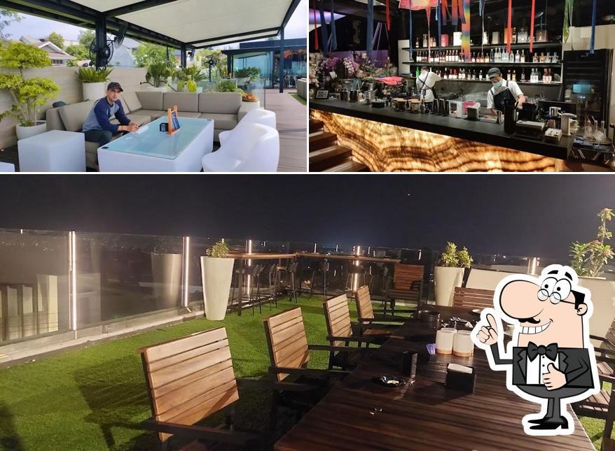 Layang Layang Kitchen, Restaurant & Rooftop Bar Semarang, Semarang ...