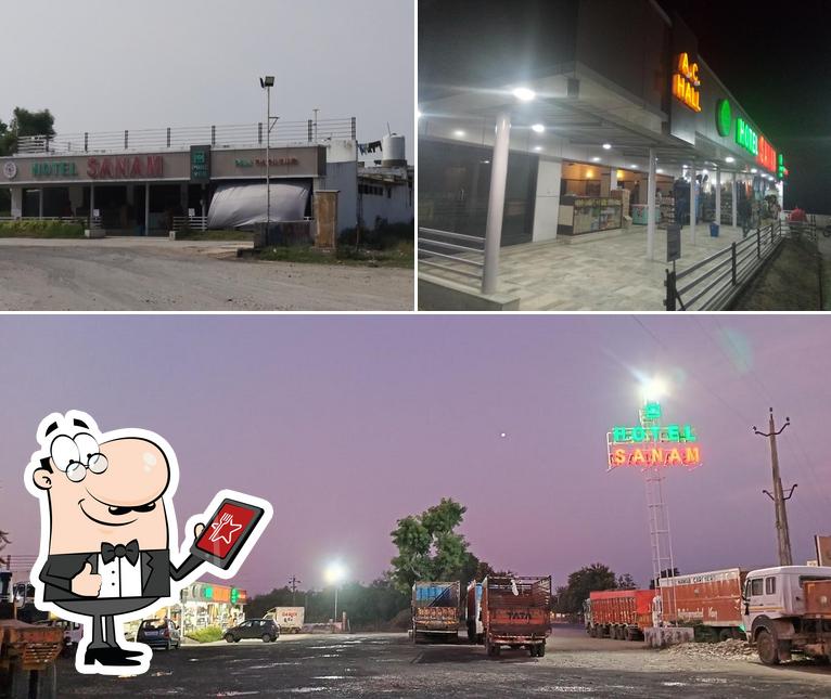 hotel sanam, Sadarpur - Restaurant reviews
