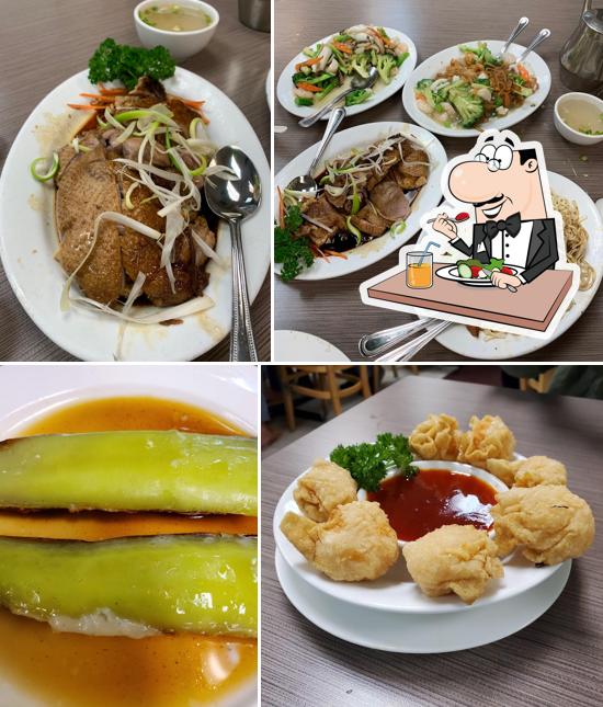 Swatow Restaurant in Toronto - Restaurant menu and reviews