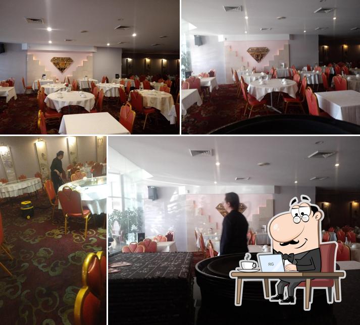 Pink Diamond Chinese Restaurant, Campbelltown - Restaurant menu, prices ...
