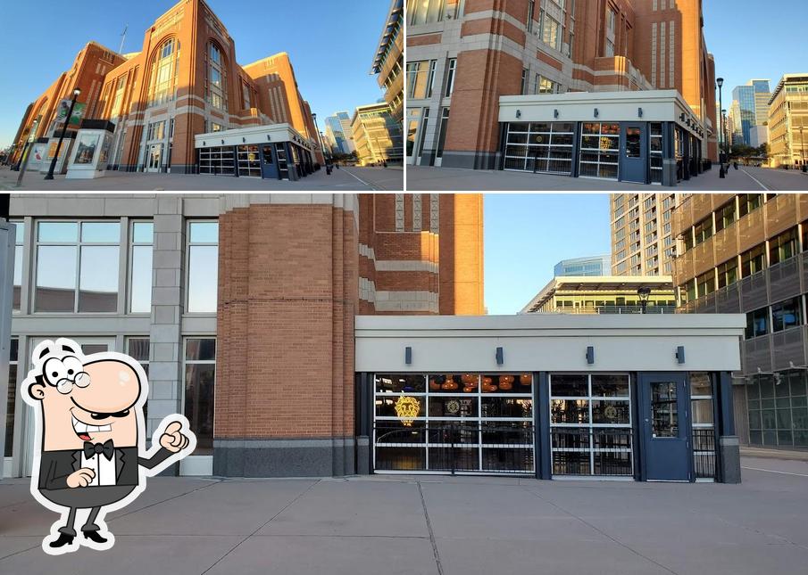 Golden Lion in Dallas - Restaurant reviews