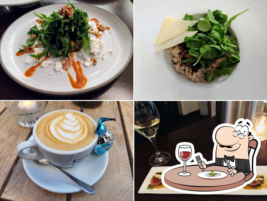 Top 3 restaurants with vietnamese pancakes in The Hague, september 2024 ...
