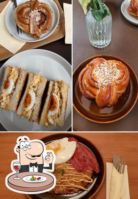 The Monocle Café, London, Baker Street - Restaurant menu, prices and ...