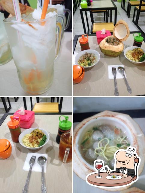 Bakso Kelapa Muda A24 Batu Aji - Kota Batam restaurant, Batam ...