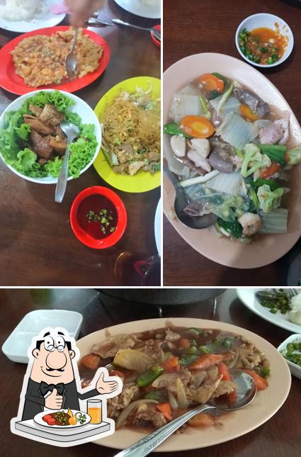 Restaurant Pada Senang, Cipanas - Restaurant menu, prices and reviews