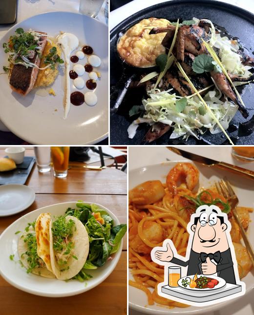 Ivory House in Cincinnati - Restaurant menu and reviews