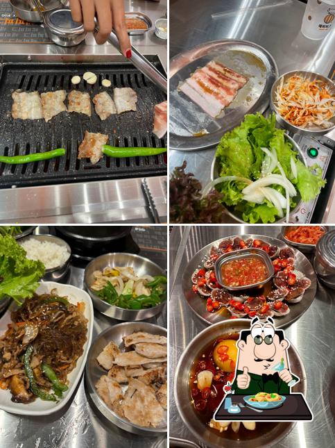 Happy Pig Emsphere, Bangkok - Restaurant menu, prices and reviews