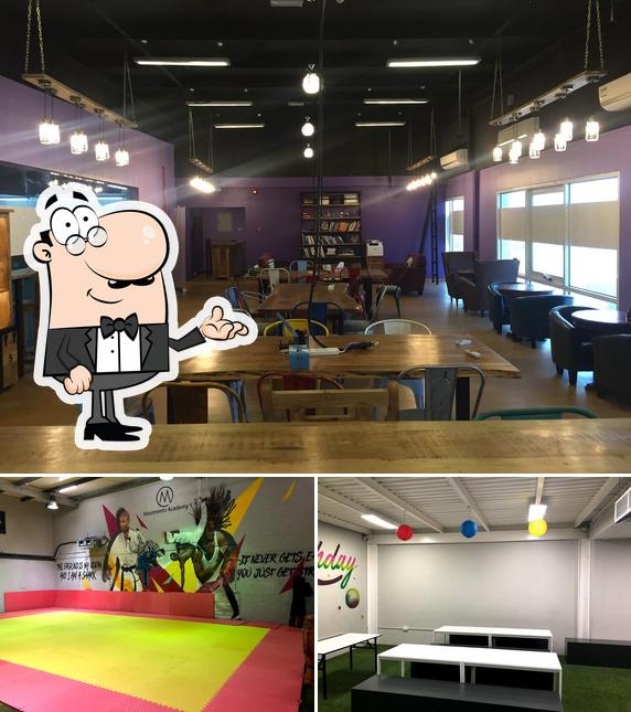 Just Play Sports Complex, UAE - Restaurant reviews