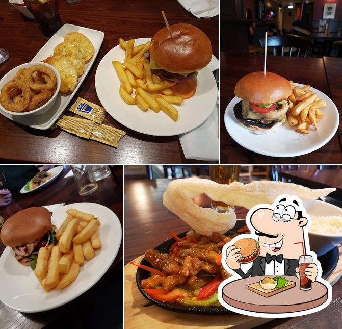 Top 5 restaurants with curly fries in Inverness, september 2025 ...