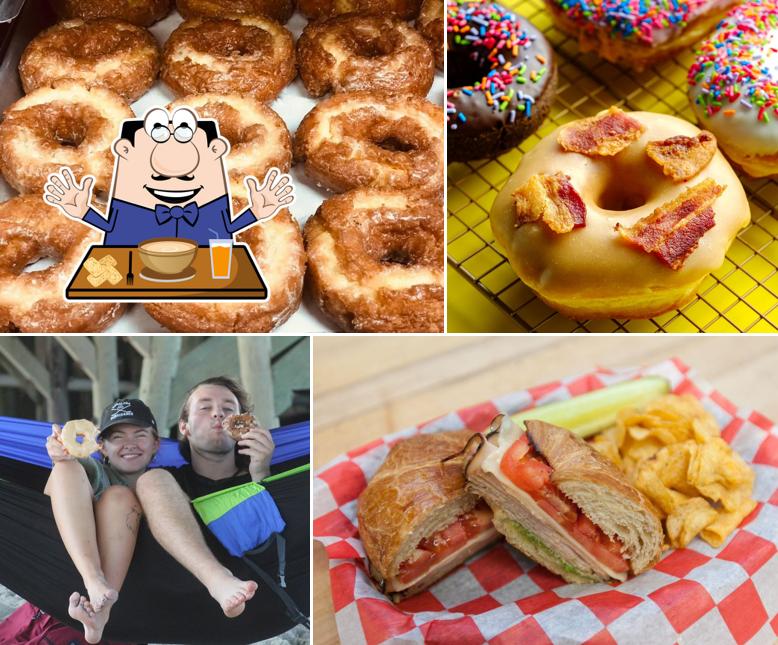 The Donut Inn - Military Cutoff, 1427 Military Cutoff Rd in Wilmington ...