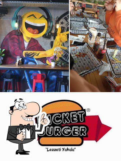 Packet Burger, Sakarya, Şal Sk. 14/A - Restaurant menu and reviews