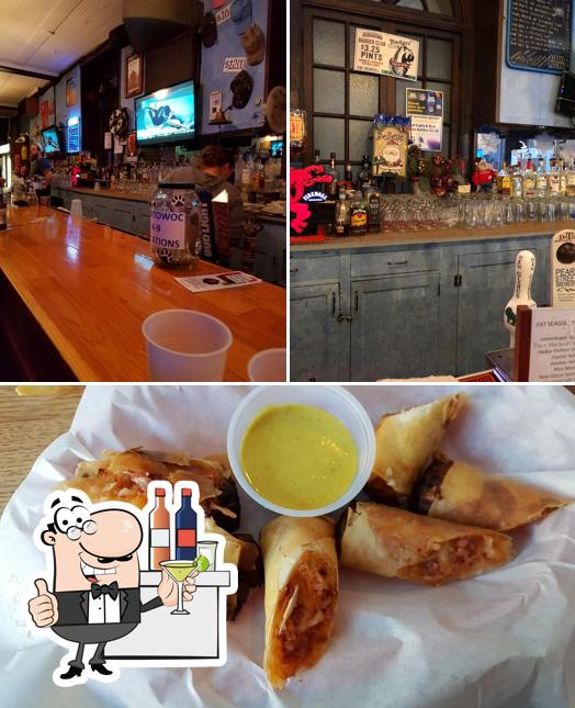 The Fat Seagull in Manitowoc - Restaurant menu and reviews