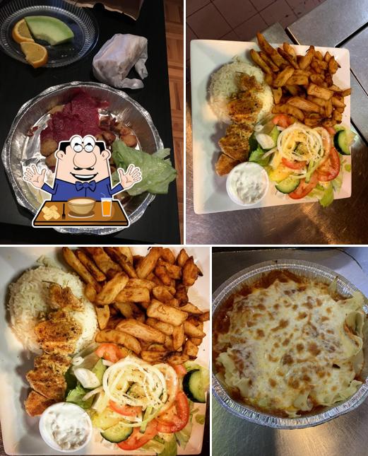 Canada Hot Dog in Montréal - Restaurant menu and reviews