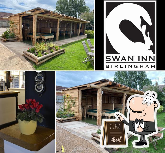 The Swan Inn, Church St in Birlingham - Restaurant menu and reviews