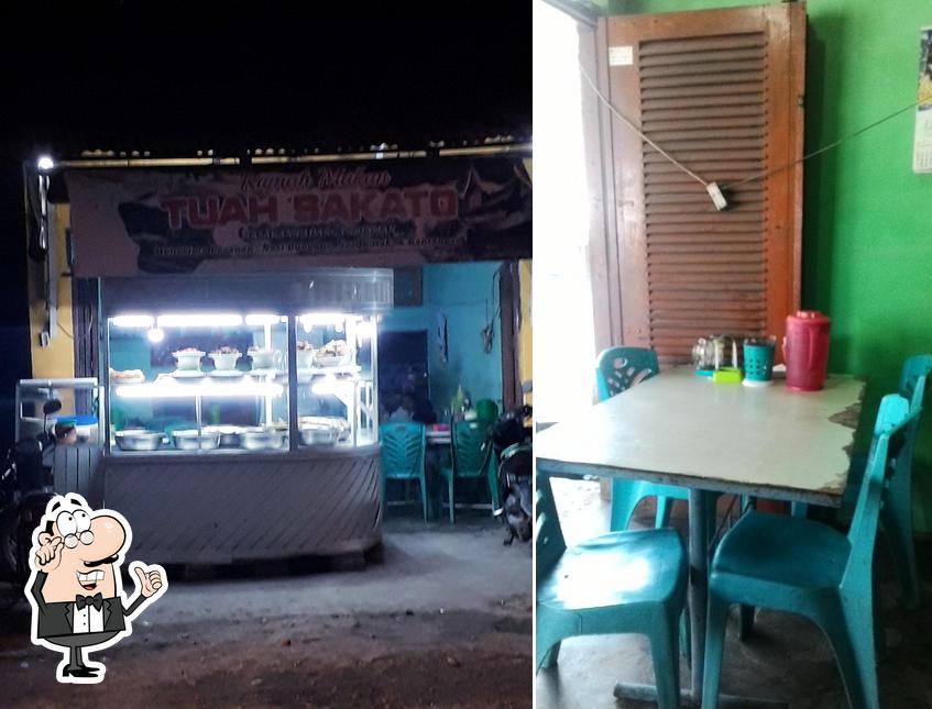 RUMAH MAKAN TUAH SAKATO restaurant, Medan - Restaurant reviews
