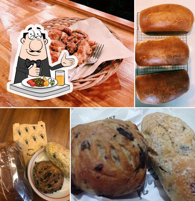 TTKR Specialty Coffee & Roti Macan, Bandung - Restaurant reviews