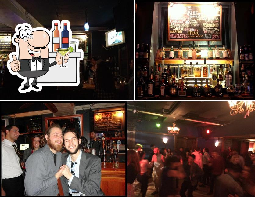 Gryphon's Pub in New Haven - Restaurant menu and reviews